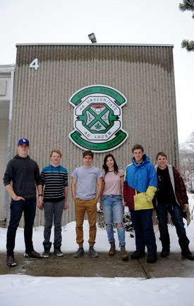 Weather finally cooperates a little for the EDSS ski team